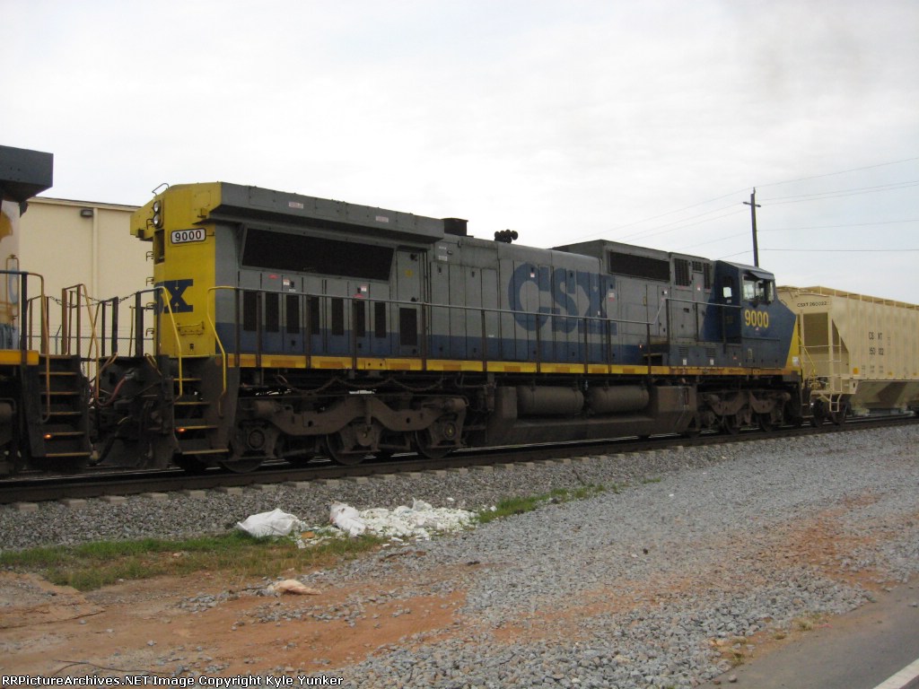 CSX 9000